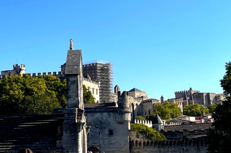 Awinion - Papieskie miasto na prowansji - Podróżtysiącamil