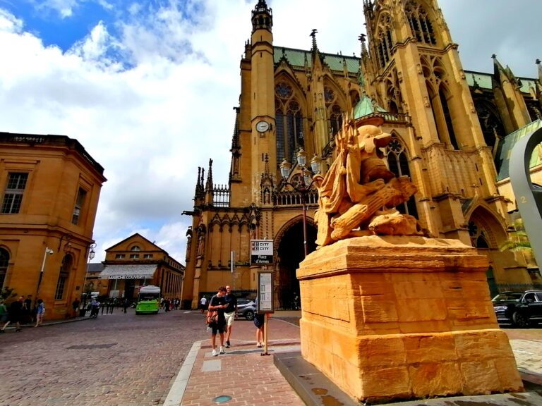 Lotaryngia - miejsca które warto zobaczyć - Podróżtysiącamil